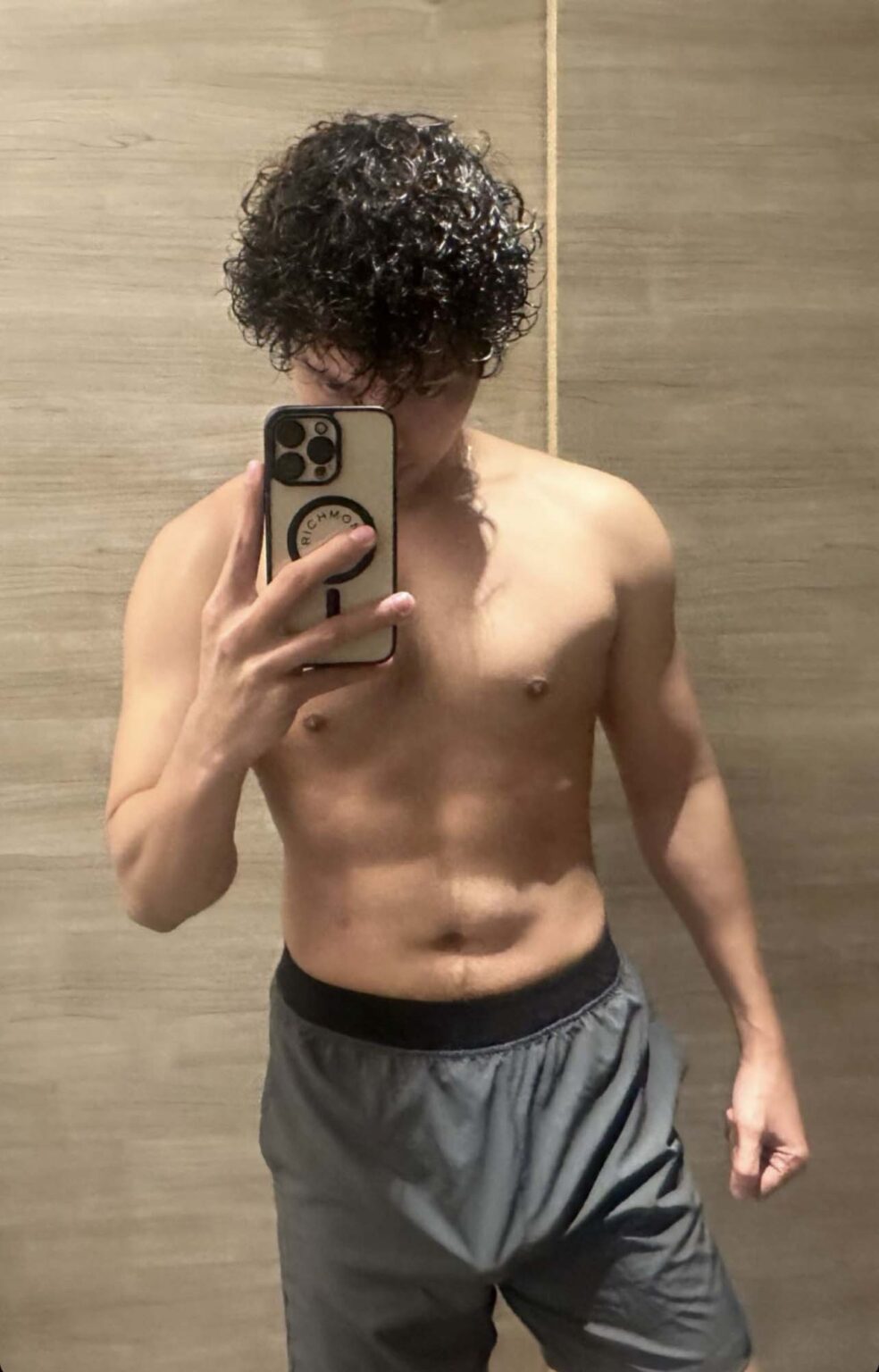 Ali Asistio Pointedly – RDDANTES