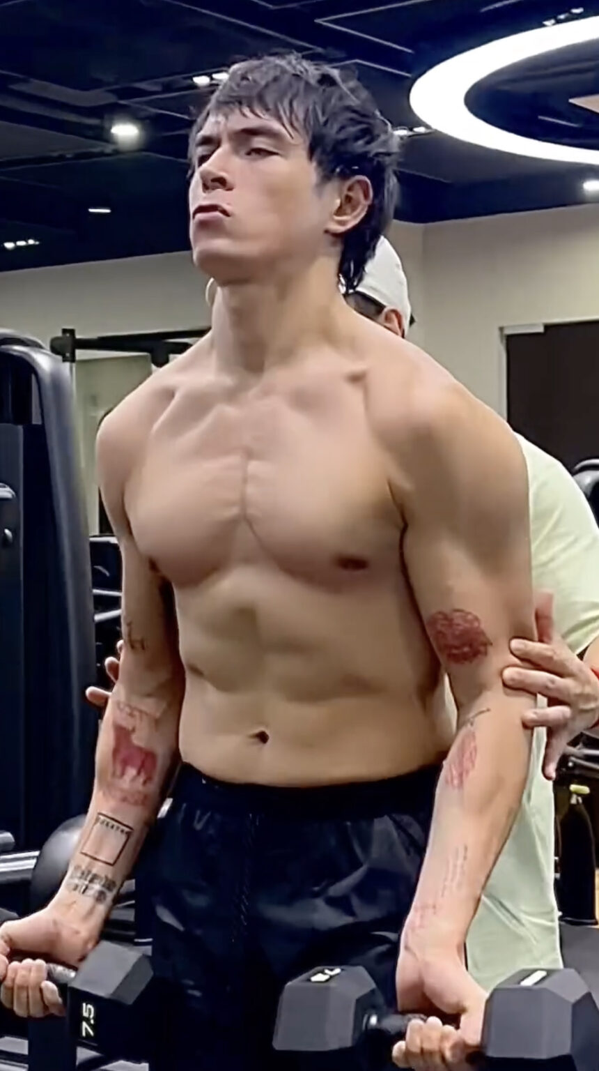 Jake prepping for Bench show also – RDDANTES